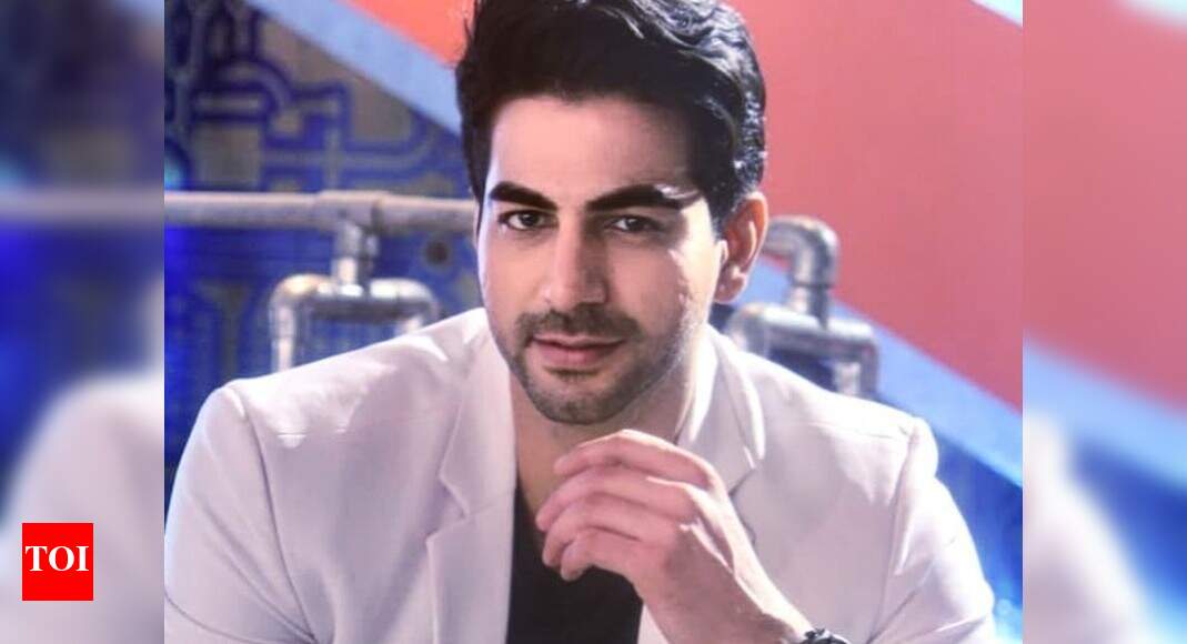 Sahil Phull learns how to rap during the lockdown - Times of India