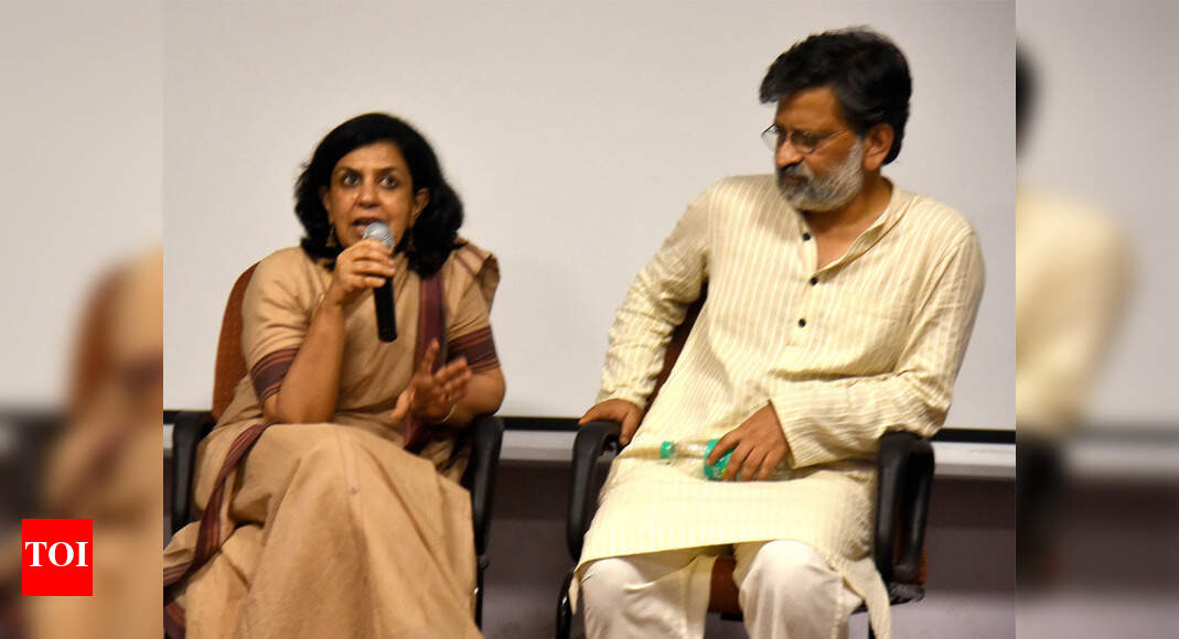 Rahul Roy Delhi Riots: Police summon Rahul Roy, Saba Dewan | Delhi News ...