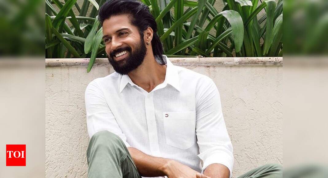 Santhosh Prathap happy with 'Yen Peyar Anandhan' for its prestigious ...