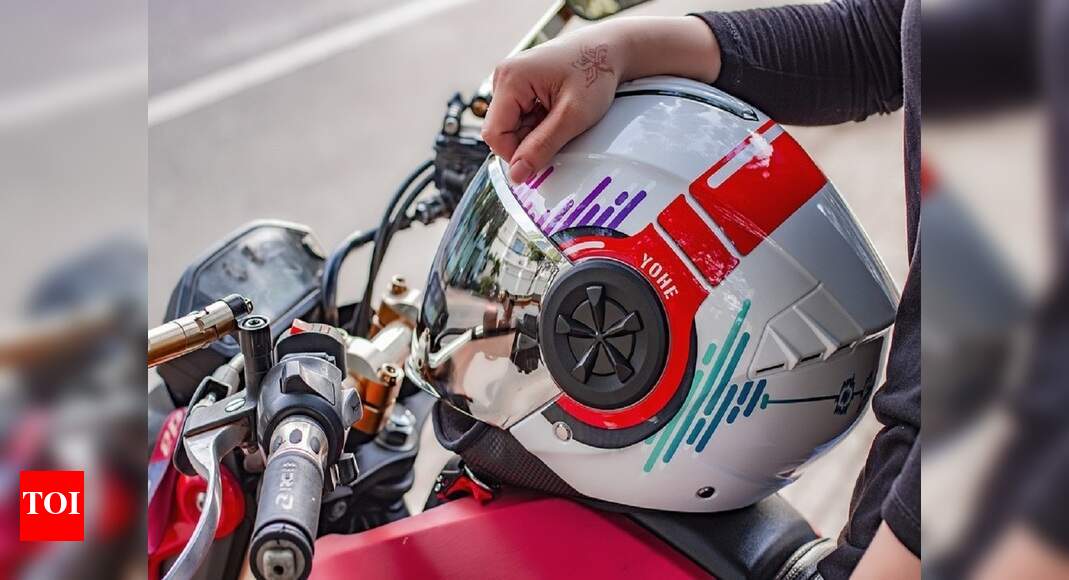 Dashing half face and open face helmets for men who love to ride ...