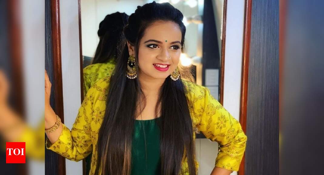 Varijashree Venugopal collaborates with Hamilton De Holanda | Kannada ...