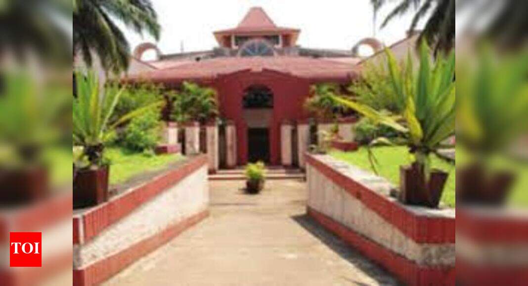 Goa University registrar YV Reddy resigns - Times of India