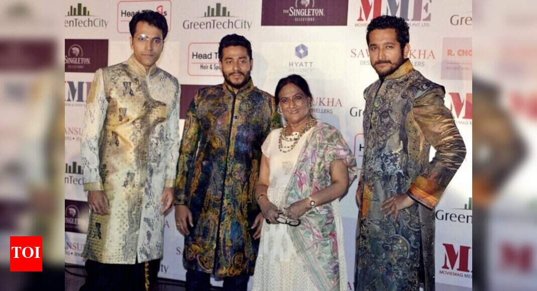 Raj Chakraborty can’t believe Sharbari Dutta is no more | Bengali Movie ...