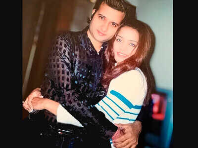 ‘Hold a place for me among the stars’, pens Celina Jaitly over the ...