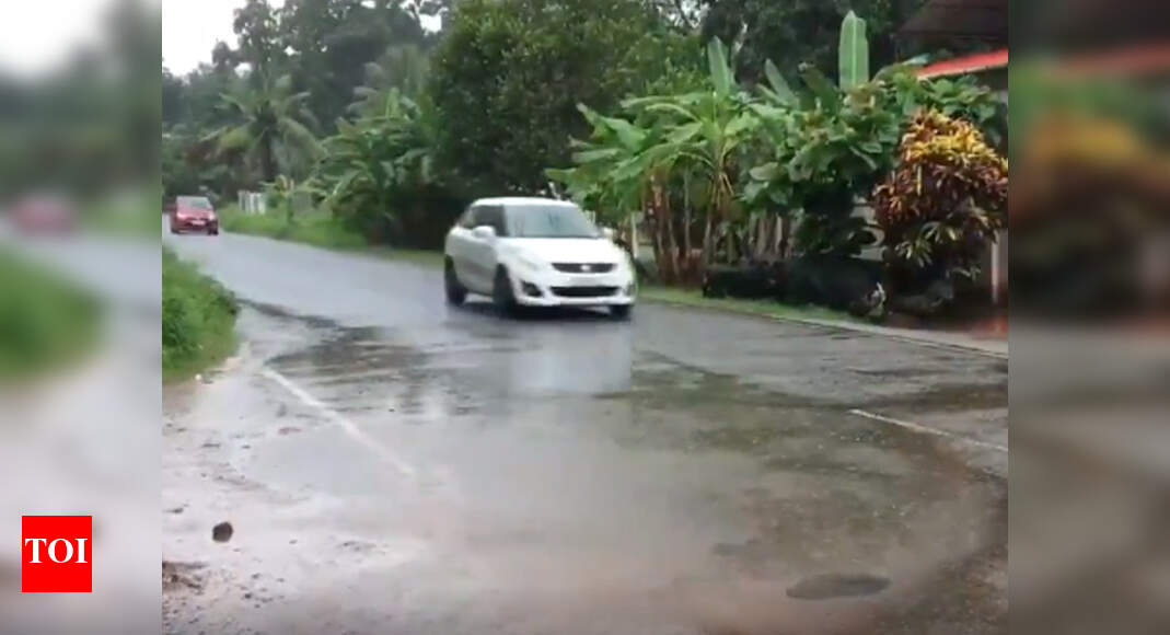 Red alert of heavy rain for six Kerala districts | Kochi News - Times ...