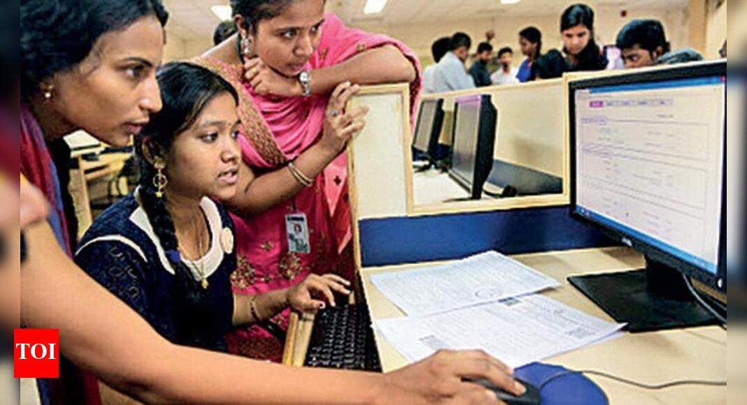 Over 48k more students register for CET scheduled in October | Pune ...
