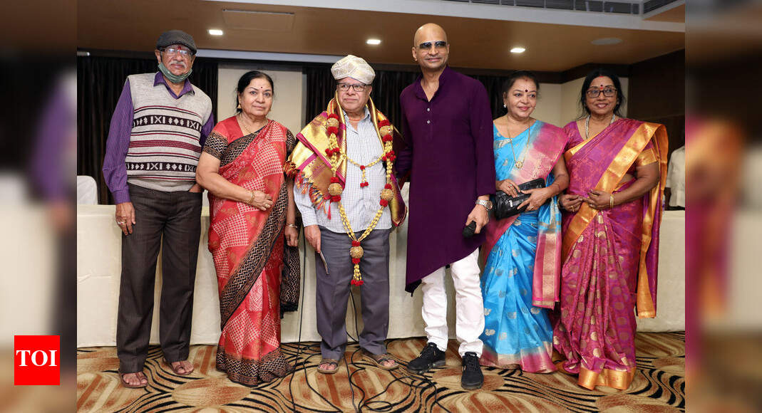 Filmmaker Indrajit Lankesh felicitates senior actors ahead of his ...