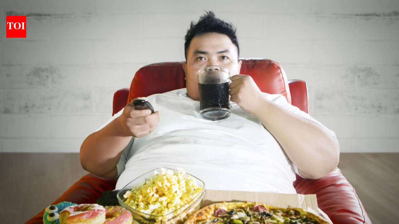 Overeating Side Effects: What happens to your body when you eat too much?