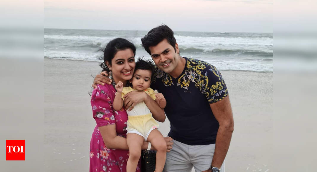 Ganesh Venkatram shares daughter’s first beach-experience moments ...