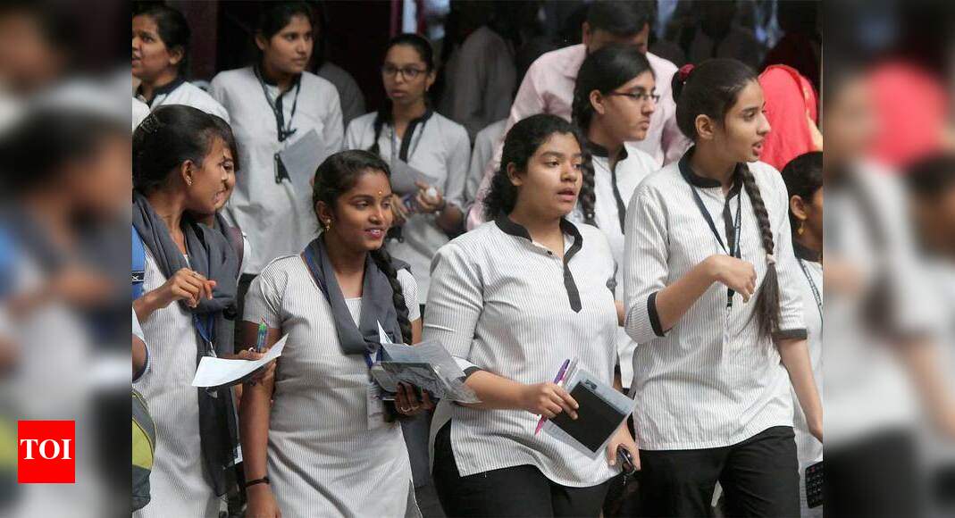 TN School Reopen news: TN govt allows class 10-12 students to come to ...