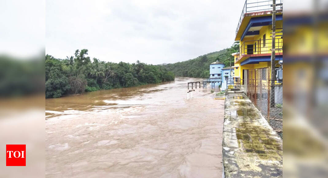 Goa: Heavy rainfall to persist as wettest monsoon nears end | Goa News ...
