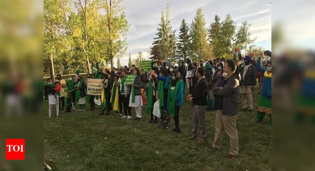 Protest in Calgary in support of farmers, demand withdrawal of farm ...