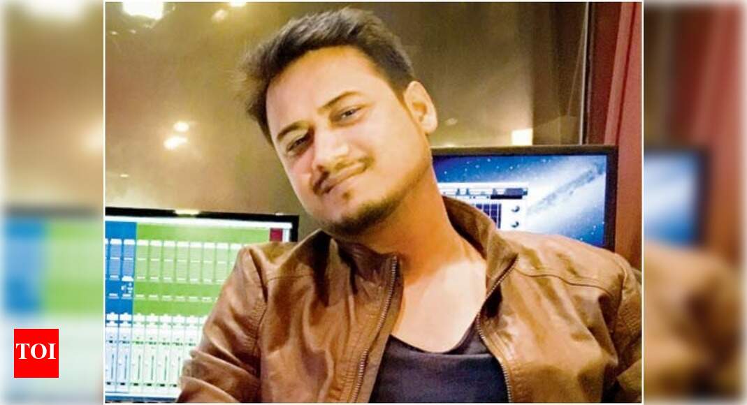 Composer-singer Vipin Patwa pays tribute to his late father with a song ...