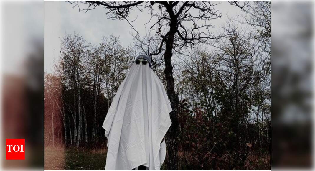 Ready to try the new ‘Ghost Photoshoot’ challenge? - The Times of India