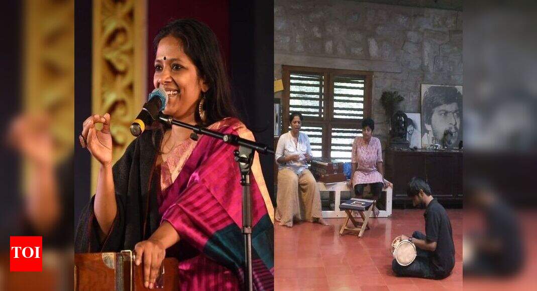 Singers MD Pallavi and Bindhumalini to act together in a play for the ...