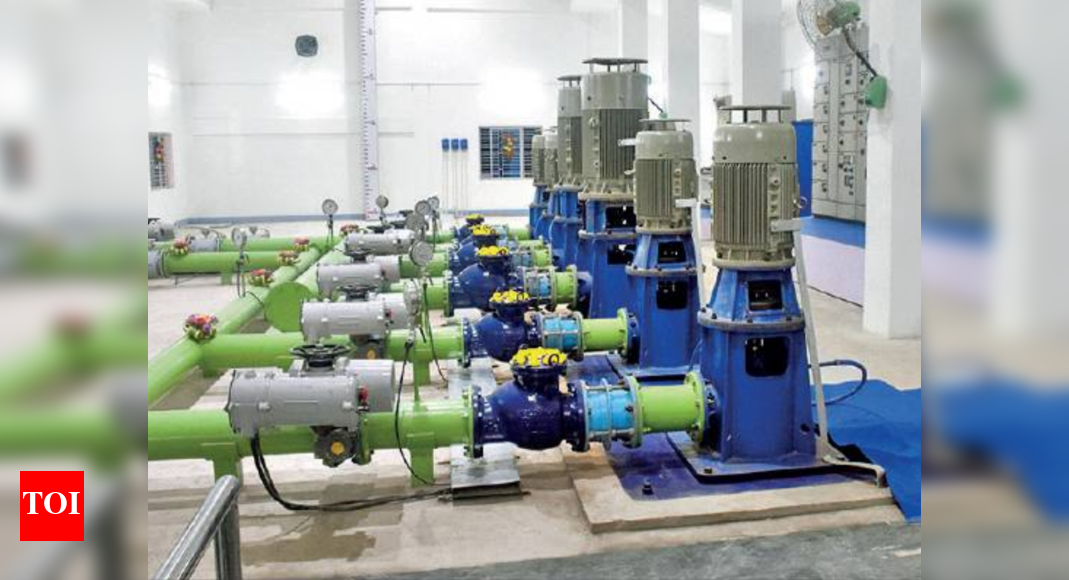 Kolkata: Salt lake bids adieu to iron-laced water | Kolkata News ...