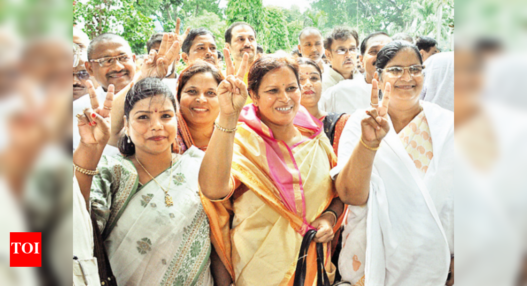 Bihar: Women ahead of men in assembly poll success rate | Bihar ...