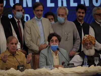 Pakistan round-up: Cleric to lead anti-govt alliance, sedition case against Sharif & more ...