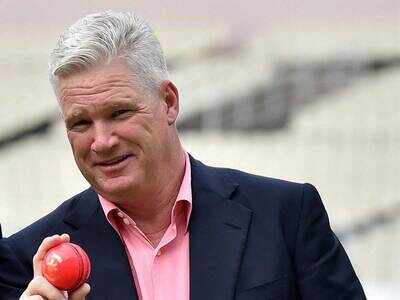 Dean Jones: Family bid farewell to Australian great Dean Jones with lap ...