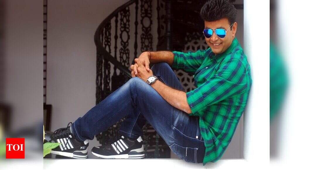 Sharan to collaborate with director Jadesh Kumar next | Kannada Movie ...