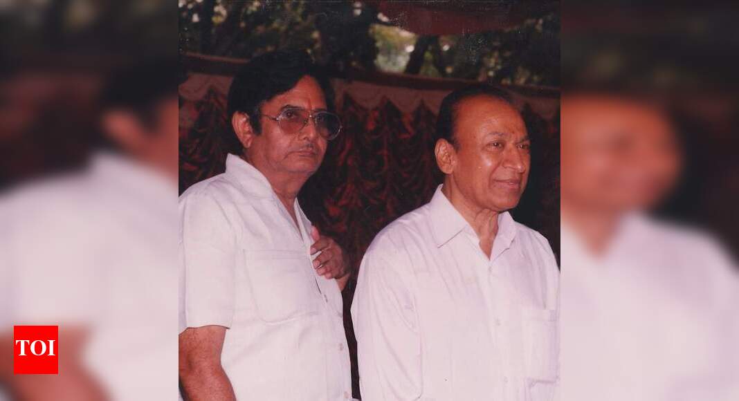 Sandalwood mourns the death of veteran ditector Vijay Reddy | Kannada ...