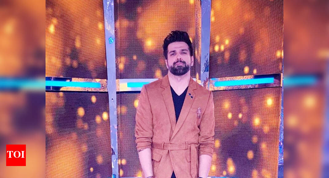 Actor-host Rithvik Dhanjani's Covid test video leaves celebs, fans ...