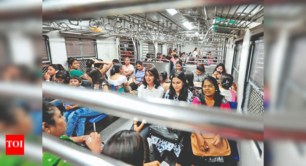 Mumbai: Ladies special heralds working women's tales of grit | Mumbai ...