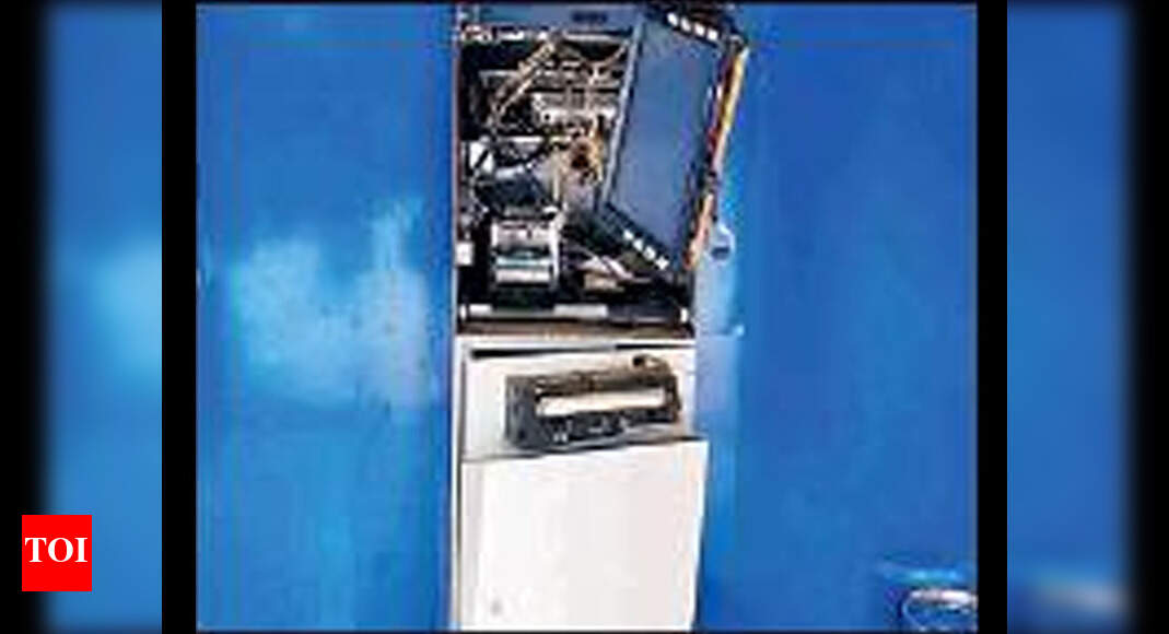 Maharashtra: Ex-cash loader who lost job in lockdown wanted for ATM ...