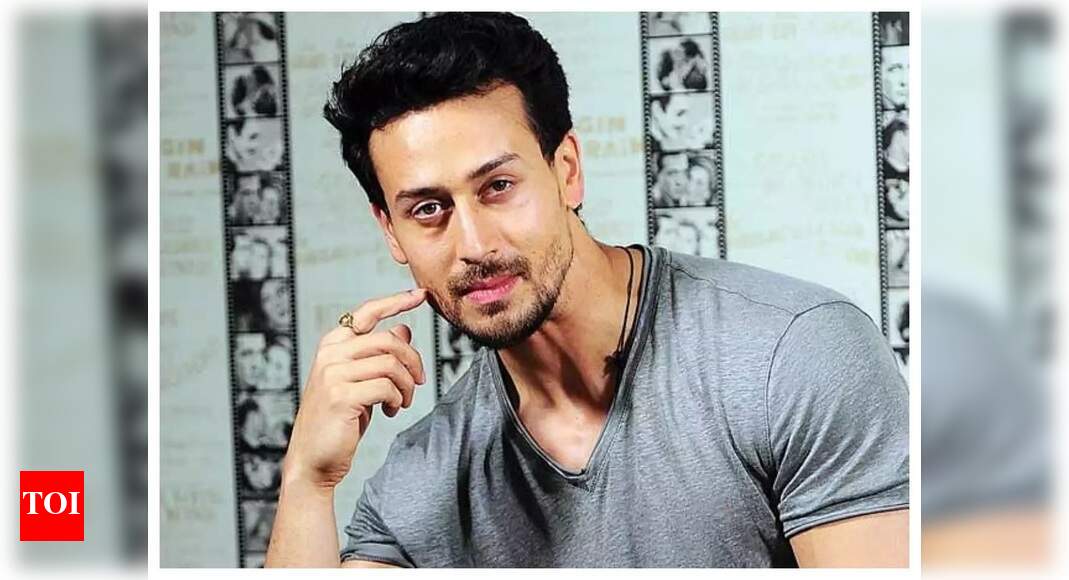 Tiger Shroff's sweet reply to a little fan wins over the internet; asks ...