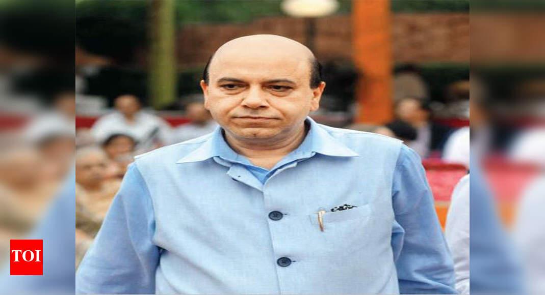 BJP’s Vijay Jolly serves notice to AAP | Delhi News - Times of India