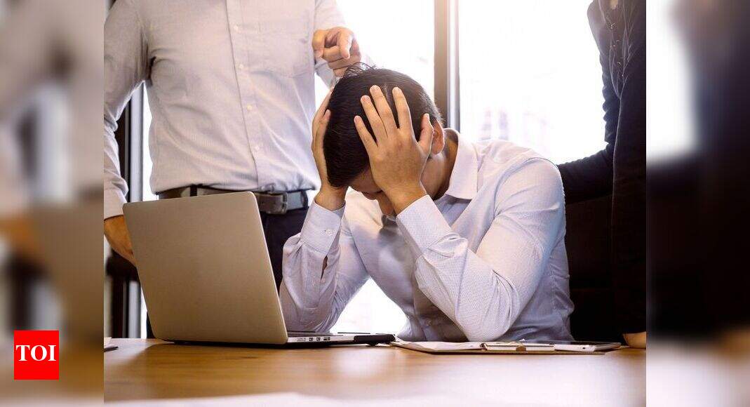 Subtle signs of 'workplace bullying' and ways to prevent such behavior ...