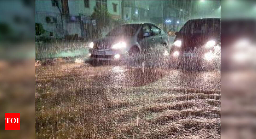 Weather system moves to Pune, heavy rain today too | Pune News - Times ...