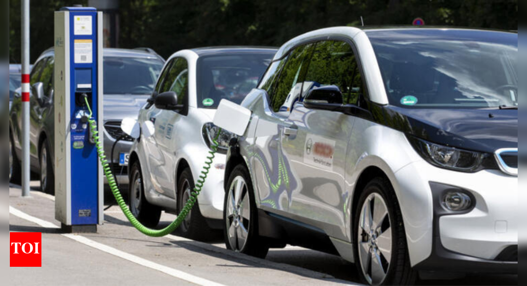 No registration fee required for electric vehicles in Delhi - Times of ...