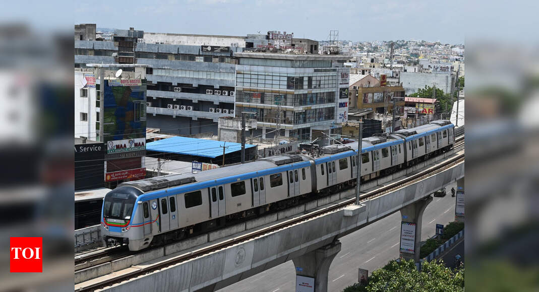 Hyderabad Metro announces new offers for commuters | Hyderabad News ...