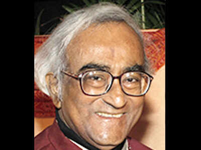 Elocutionist Pradip Ghosh dies of Covid | Kolkata News - Times of India