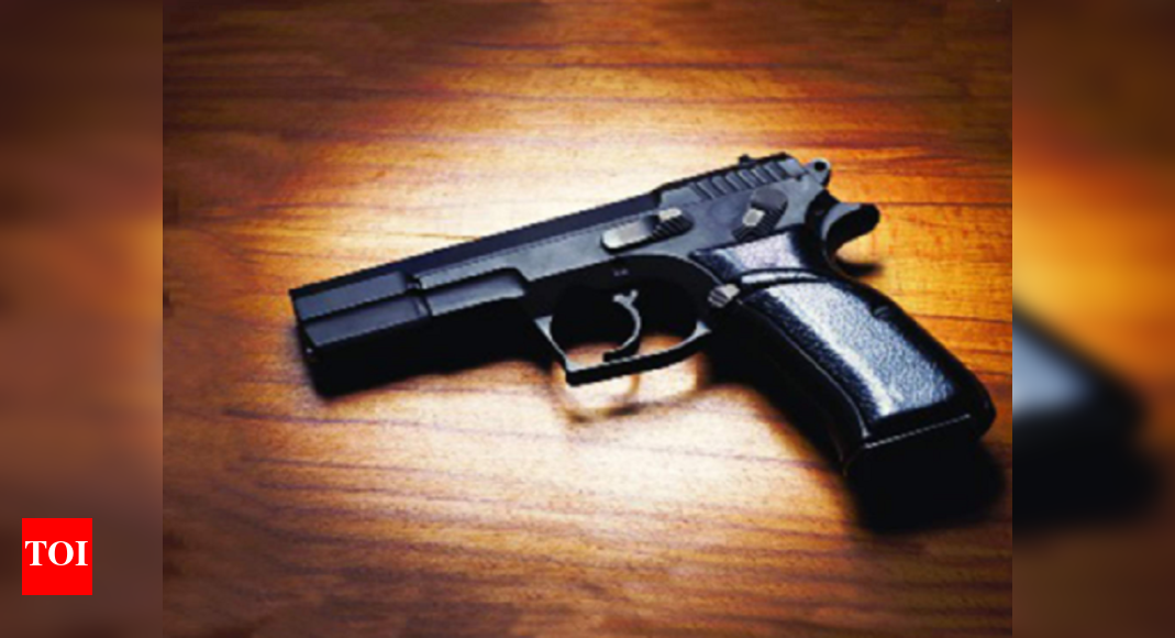 Mumbai: Man held with country-made pistol in Dharavi | Mumbai News ...
