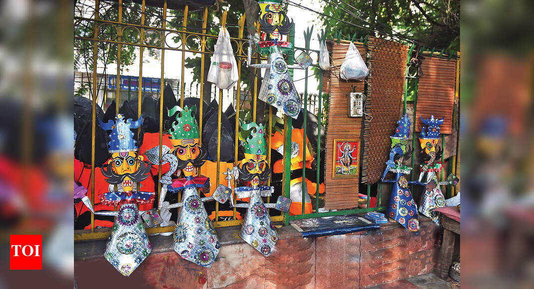 Limited orders and no grand celebrations: Ravan makers in the city miss ...
