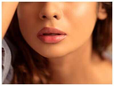 Your chapped lips will thank you if you follow these tips! - Times of India