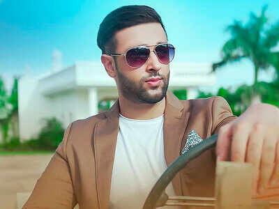 Aina Sohna - The Kali: Avkash Mann shares the poster of his new song ...