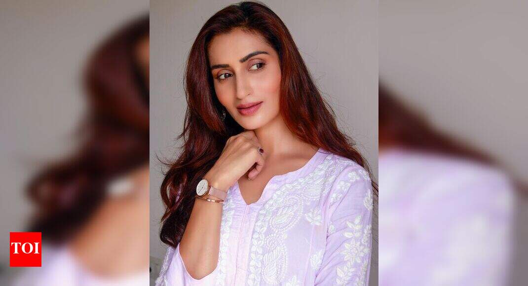 Piya Valecha is COVID free and celebrating Durga Puja with caution ...