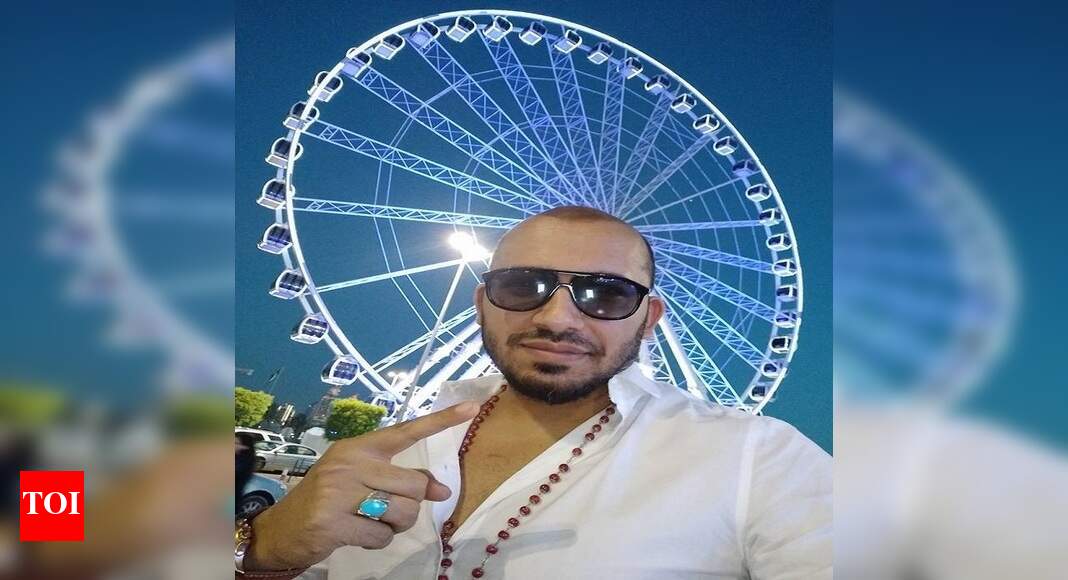 Multi-linguist Ali Quli Mirza to learn one more language - Times of India