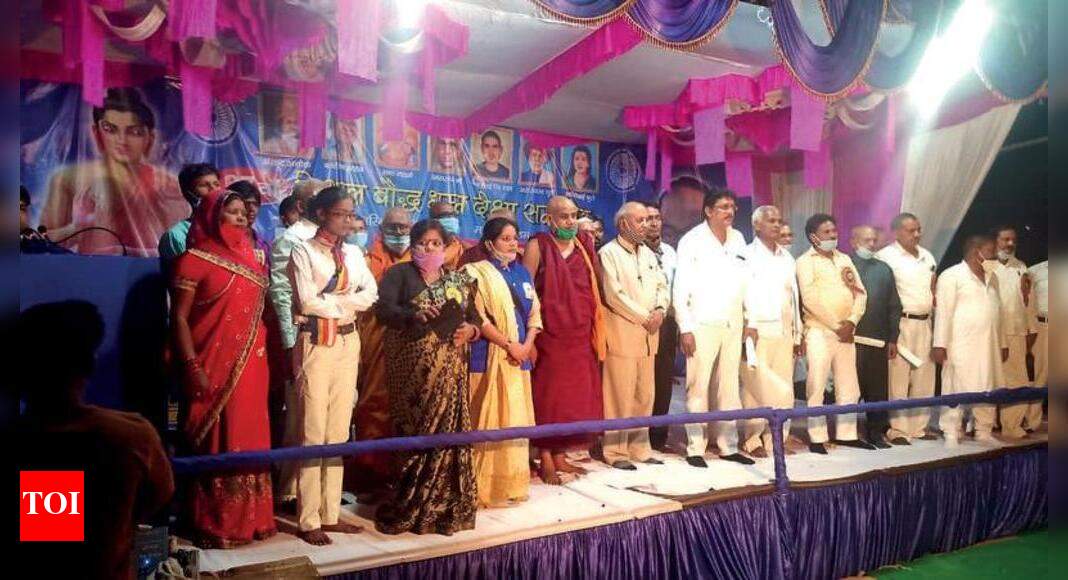 Kanpur: Ravan worshipped at ‘deeksha’ ceremony | Kanpur News - Times of ...