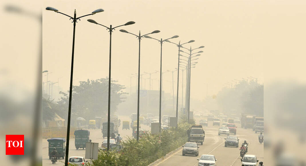 Delhi Pollution Level Today: Air quality improved since 2016, but it ...