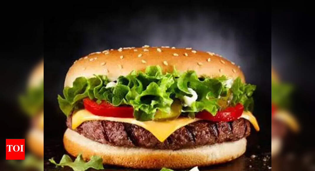 Woman orders burger, ends up losing over Rs 21,000 in cyber fraud in ...