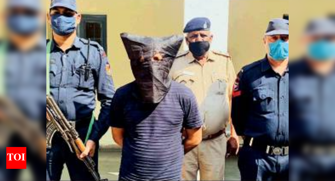 Chandigarh: Bishnoi gang member held with country-made pistol ...