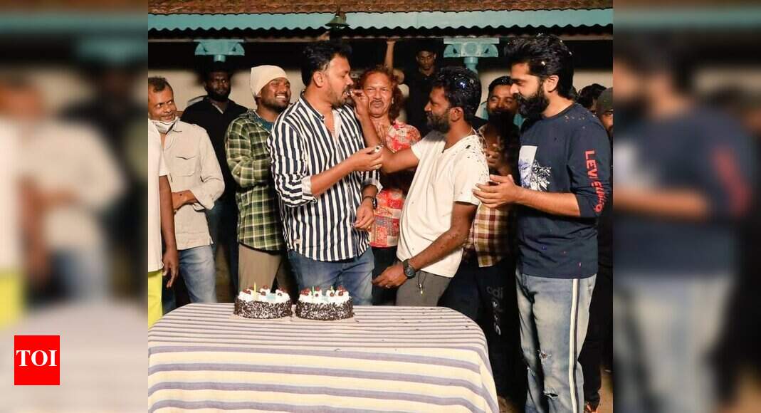 Silambarasan TR's pictures from the sets of Eeswaran go viral | Tamil ...