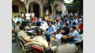 No Carobar: Cops to book liquor stores to stem open drinking | Nagpur ...