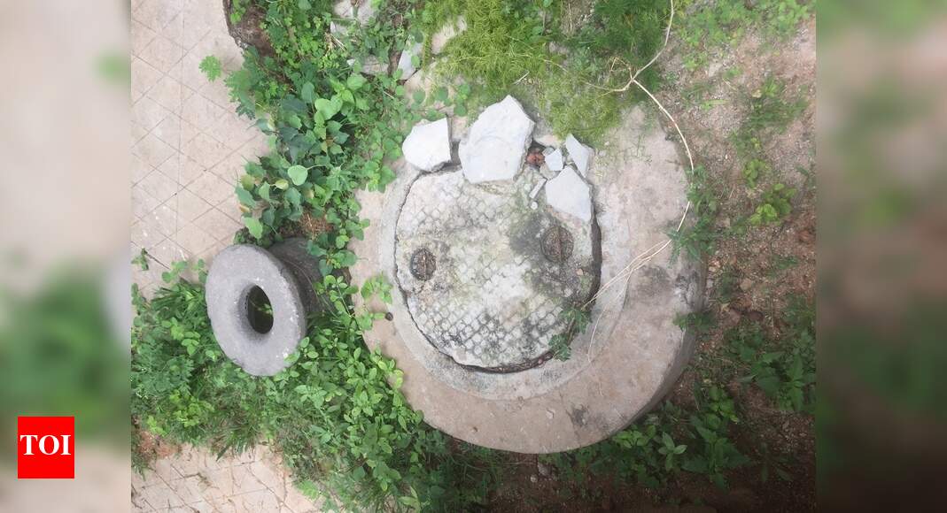 Damaged manhole cover - Times of India