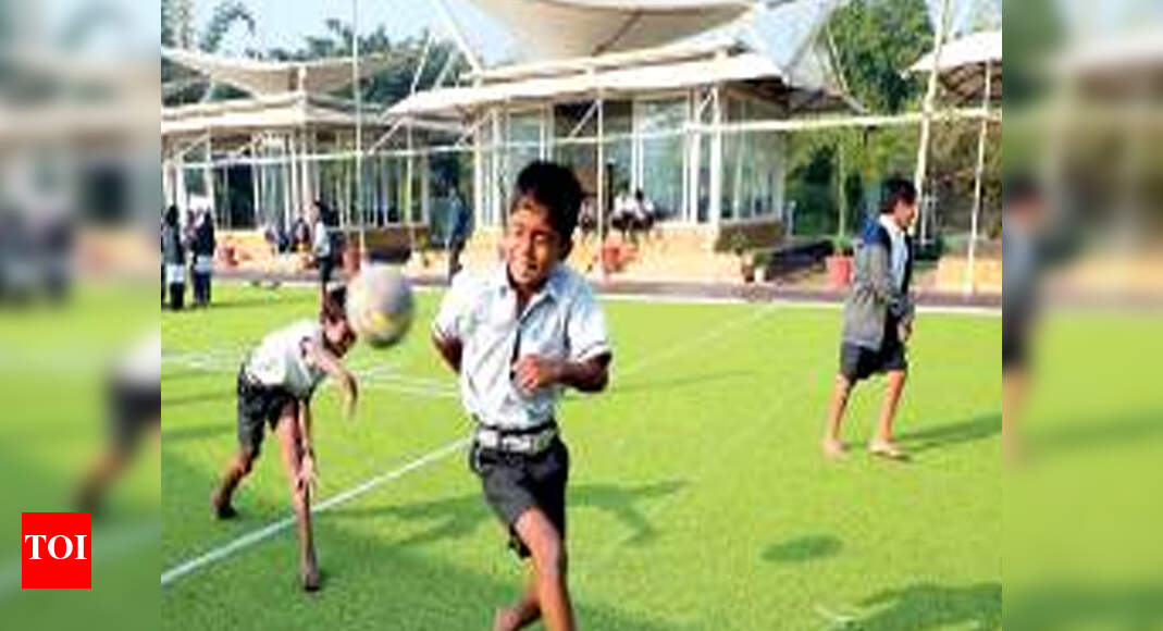 Roads, study plans to raise standard of 300 ZP schools in Maharashtra ...