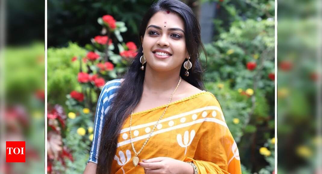 Watch: Actress Mridhula Vijai leaves Team 'Star Magic' in splits with ...